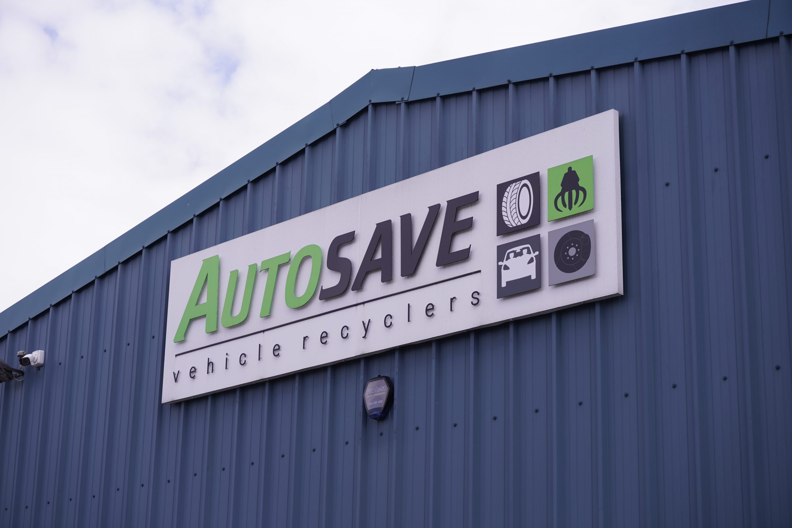 Scrap Bus, Coaches & Buses Recycling – Bus Scrap Yards – Scrap My Car ...